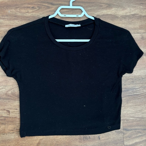 Zara | Tops | Zara Black Basic Cropped Tee | Poshmark
